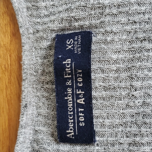 Abercrombie & Fitch | Tops | Abercrombie And Fitch Soft And Cozy Grey ...
